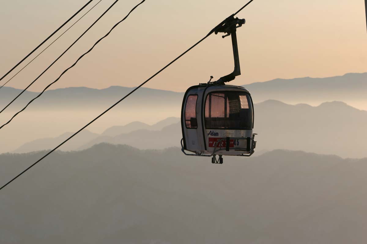 Hakuba Valley! Japanese Skiing at its best! - Alpine AdventuresAlpine ...