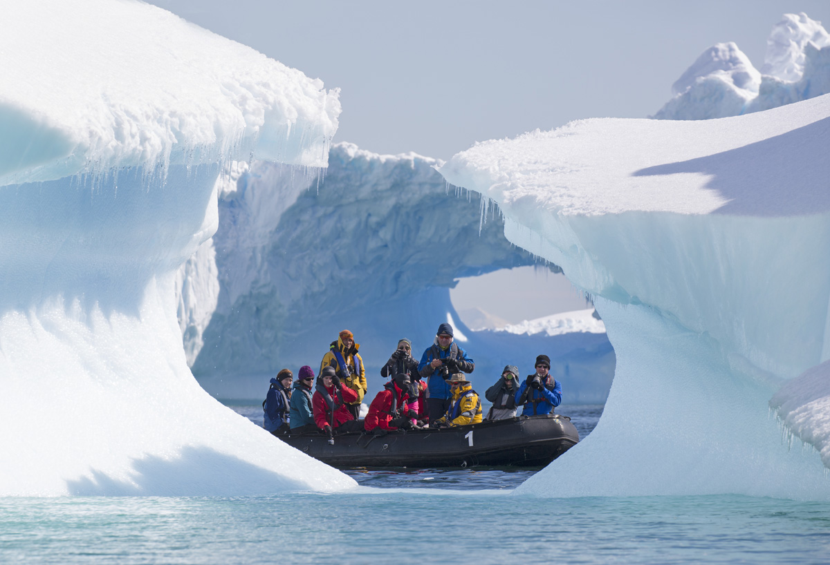 Classic Antarctica Air-Cruise with Alpine AdventuresAlpine Adventures ...