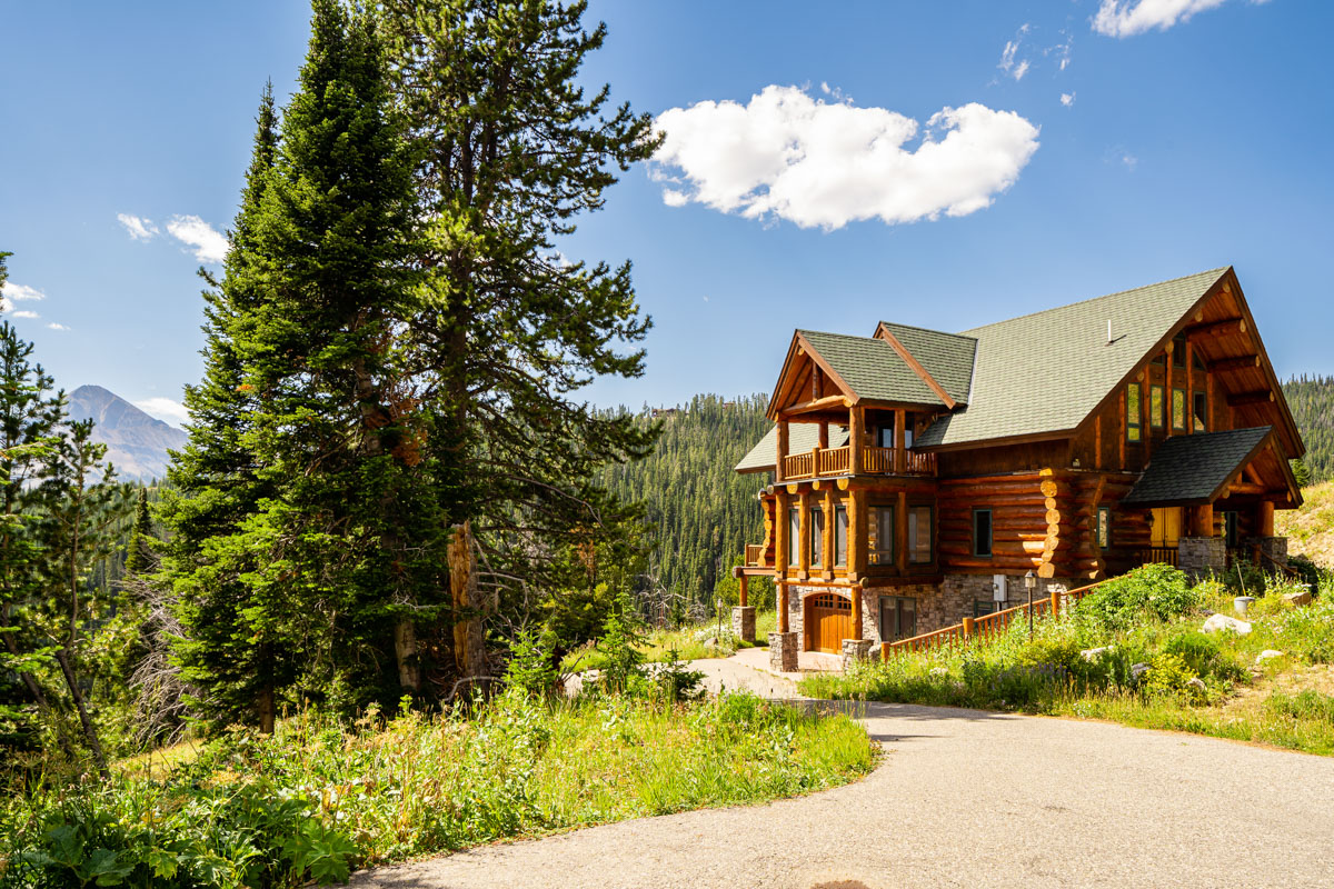 Three Sisters’ Ranch, Big Sky Festive availabilityAlpine Adventures ...